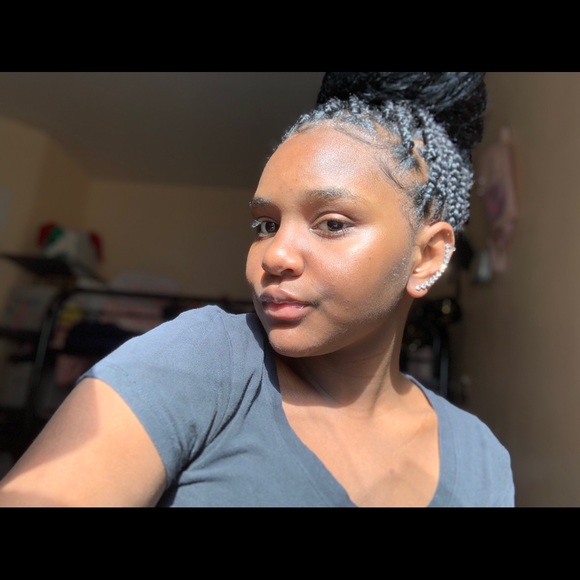 Daniyah's Closet (@yafavvhere) | Poshmark